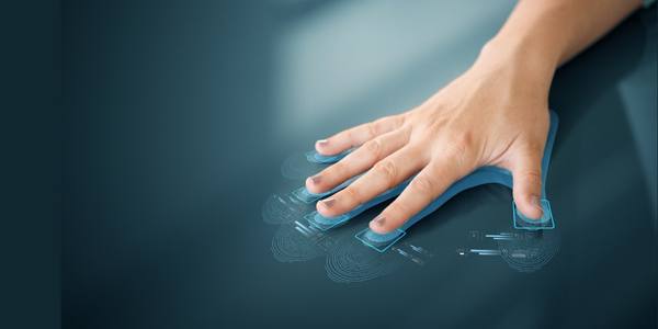 Ingenico e Fujitsu: una soluzione per pagare con il palmo della mano